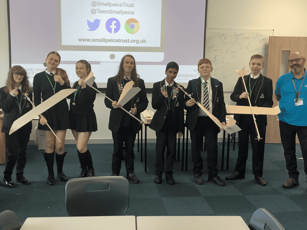 Students blast off RAF STEM challenge - Laurus Ryecroft
